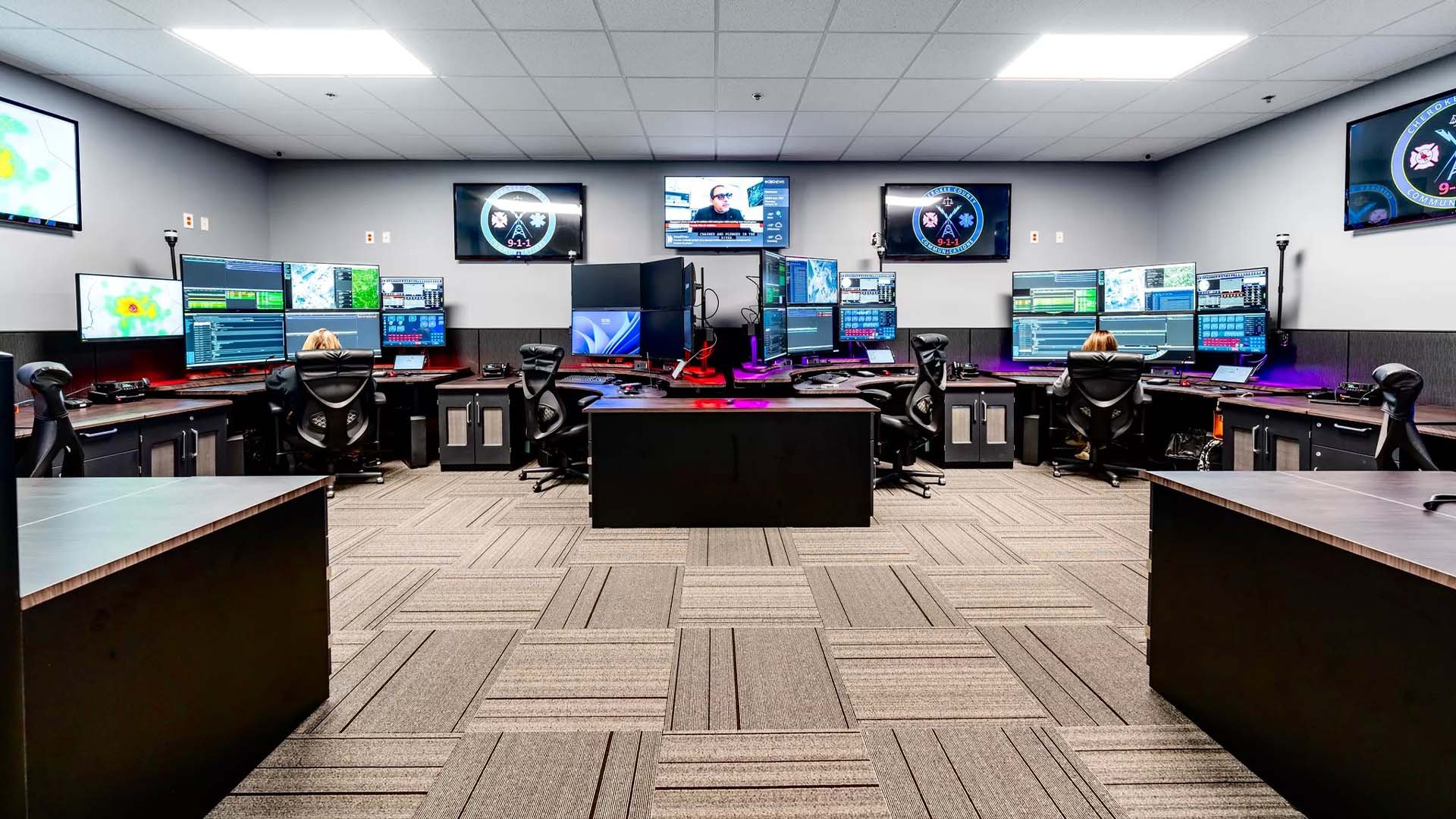 911 Dispatch Console Layouts & Ergonomic Center Design | Xybix